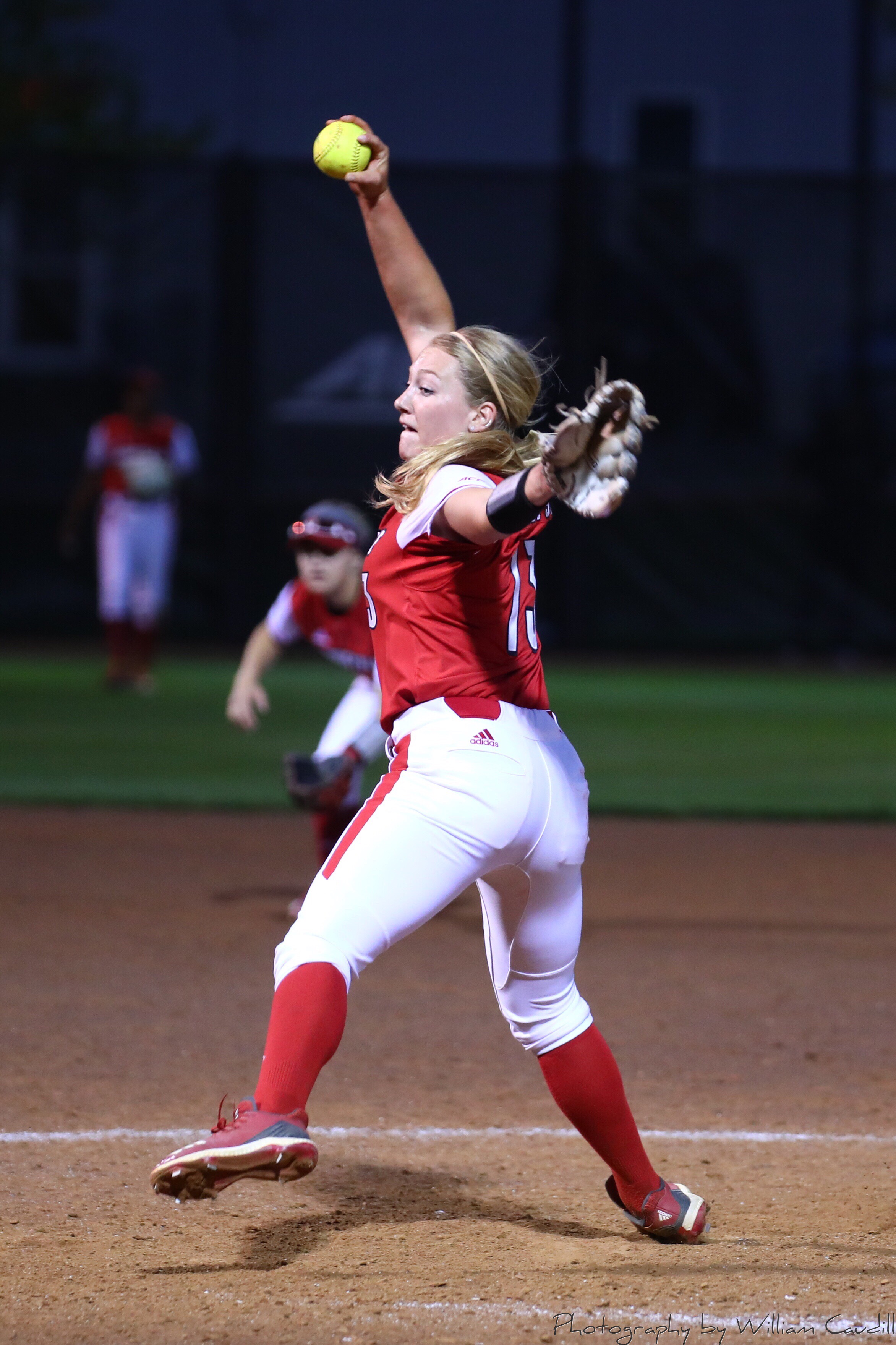 GALLERY: UofL Softball Walk-Off Win Over Kentucky – The Crunch Zone