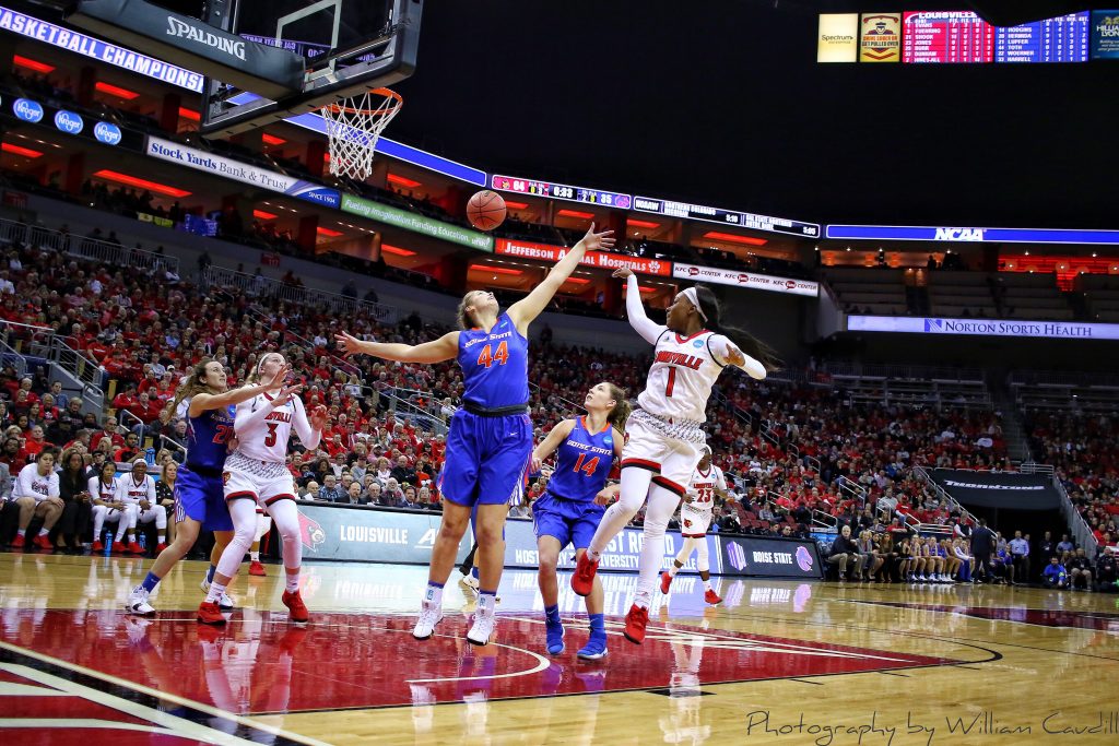 #1 Louisville WBB Hosts #8 Marquette NOON Sunday at KFC Yum! in NCAA ...